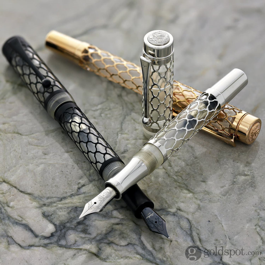 Laban Flora Fountain Pen in Black - Goldspot Pens